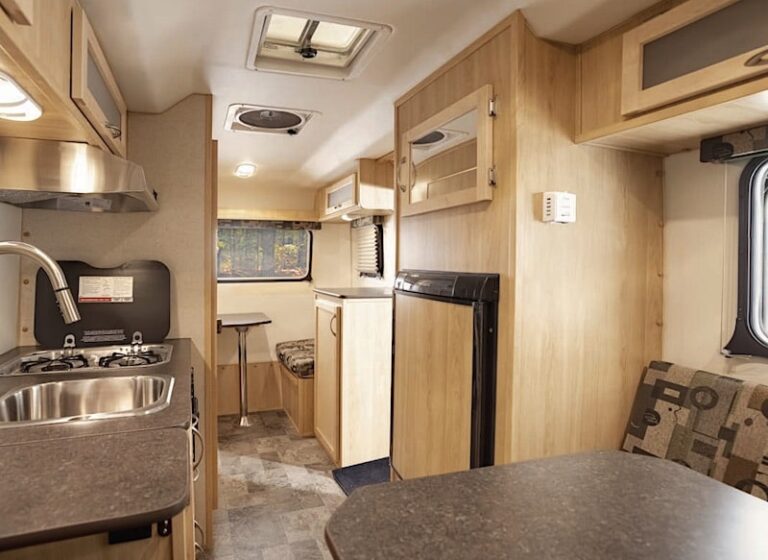 15 Best Small Camper Trailers with Bathrooms [2023 ] – RVBlogger