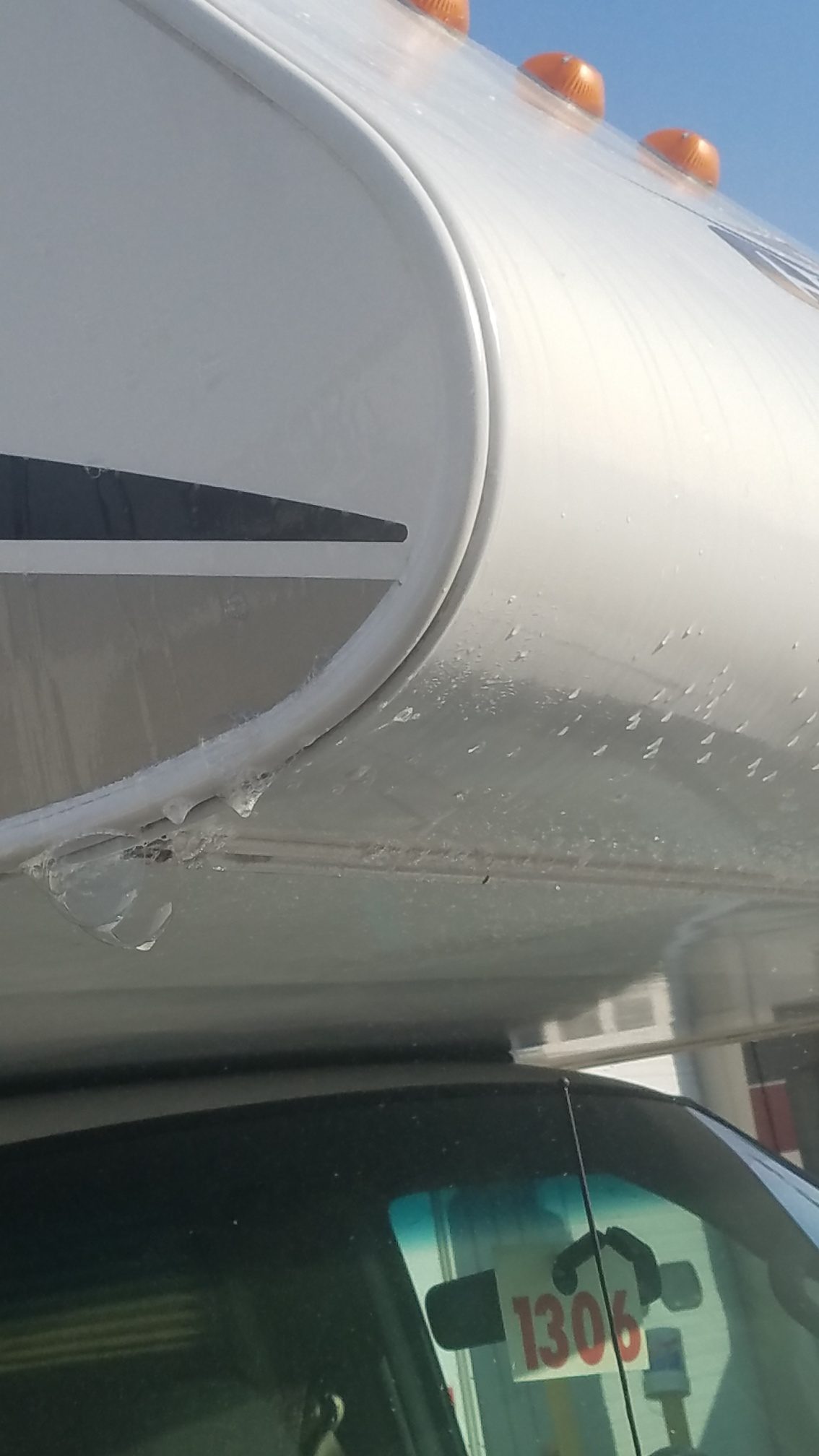 How We Pressure Tested Our RV for Roof Leaks – RVBlogger