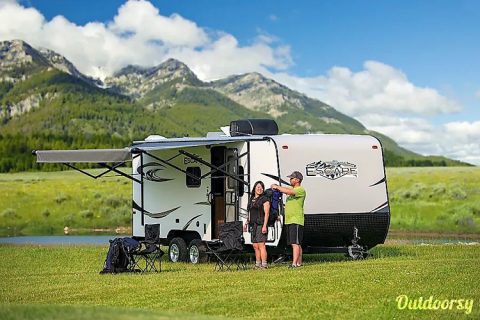 Small RV Rentals: Hot Deals on a Small, Mini or Compact RV 2025