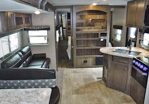 10 Best Travel Trailers with 2 Bedrooms – RVBlogger