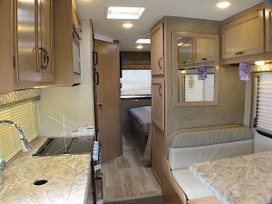 10 Best Small Class C RVs Under 25 Feet – RVBlogger
