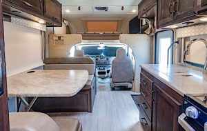 10 Best Small Class C RVs Under 25 Feet – RVBlogger