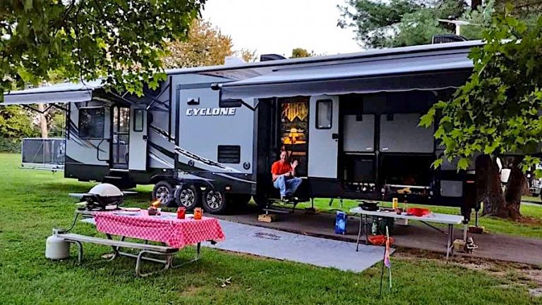 RV Rentals with Delivery and Setup to Your Campsite - RVBlogger