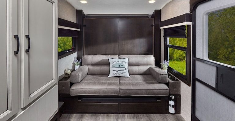 10 Best Travel Trailers with Murphy Beds – RVBlogger