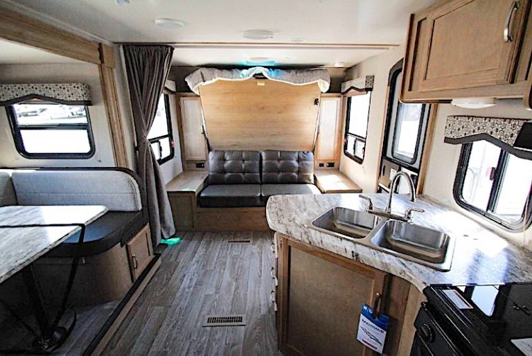 11 Best Travel Trailers with Murphy Beds – RVBlogger