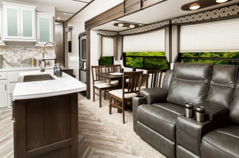 10 Awesome 5th Wheels with 2 Bedrooms – RVBlogger