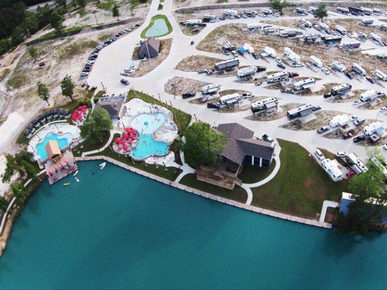 25 Best Luxury RV Resorts Across the USA! – RVBlogger