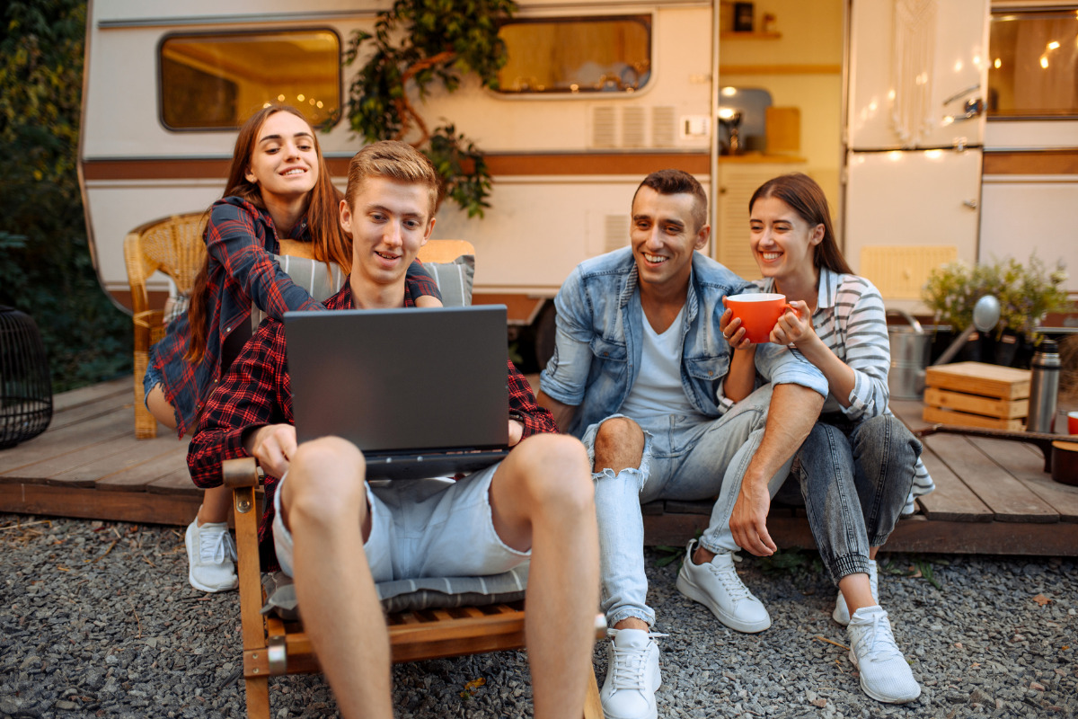 10 Best Facebook Groups for RV Owners – RVBlogger