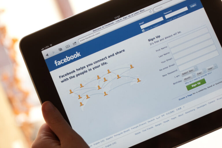 10 Best Facebook Groups for RV Owners – RVBlogger