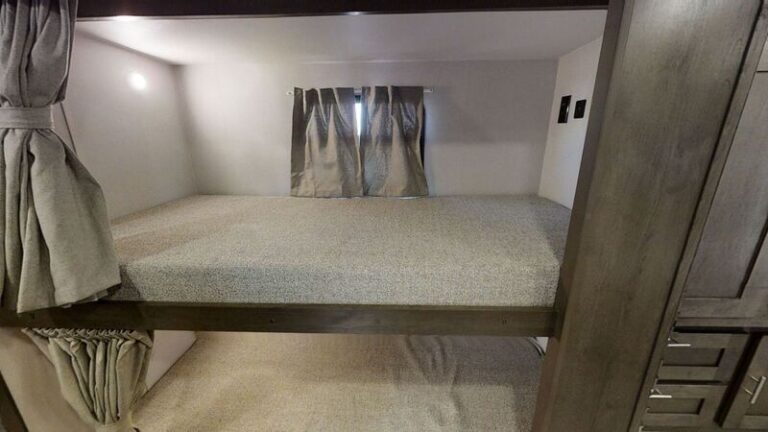 8 Best Class A RVs With Bunk Beds – RVBlogger