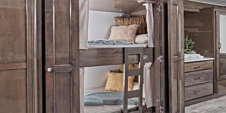 8 Best Class A RVs With Bunk Beds – RVBlogger