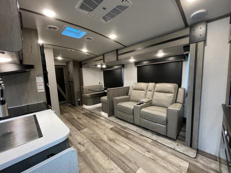 10 Incredibly Unique Travel Trailer Floor Plans – RVBlogger