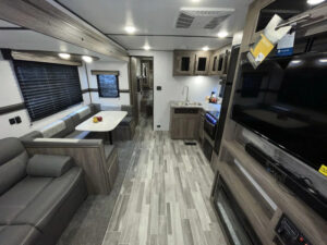 5 Best Travel Trailers for Couples – RVBlogger