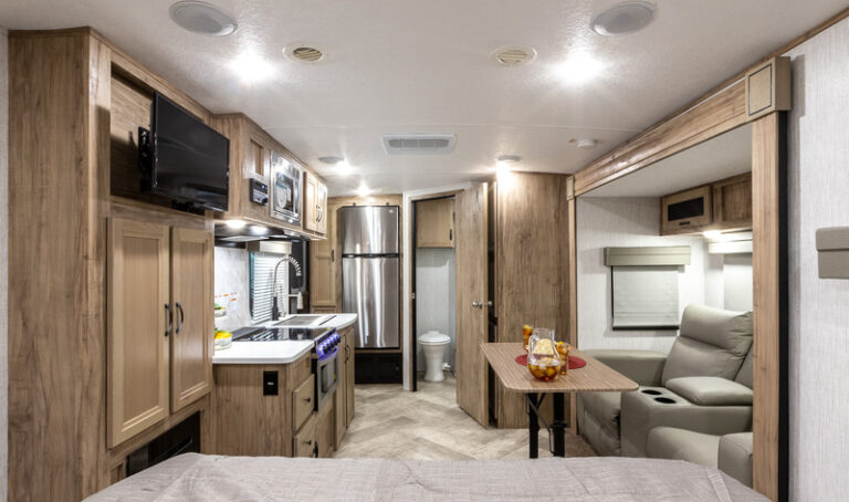 5 Best Camper Trailers with No Dinette – RVBlogger