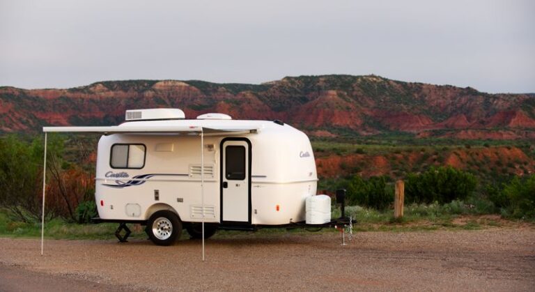 20 Best Campers to Tow With an SUV – RVBlogger