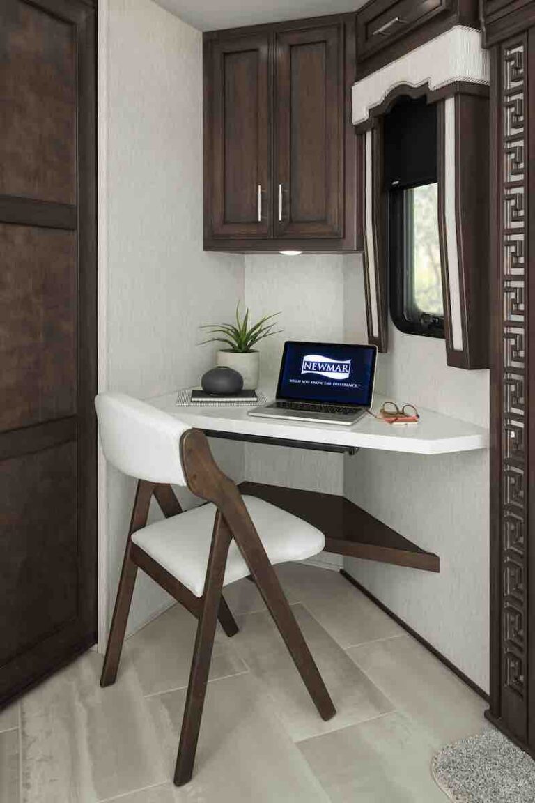 10 Best RVs with Office Space to Work Remotely