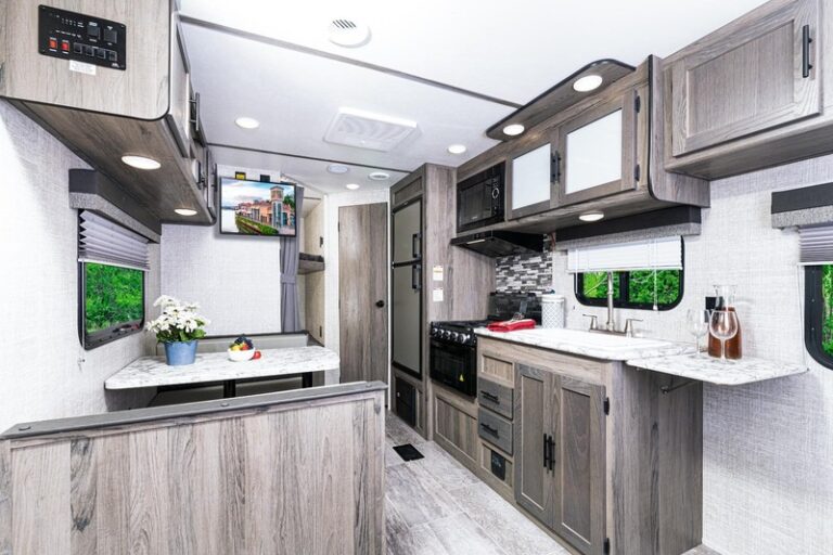 10 Best Travel Trailers Under $30,000 – RVBlogger