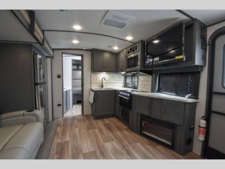 10 Best RVs With Fireplaces: 2024 Models – RVBlogger