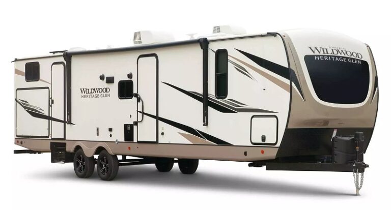 10 Best RVs With Fireplaces: 2024 Models – RVBlogger