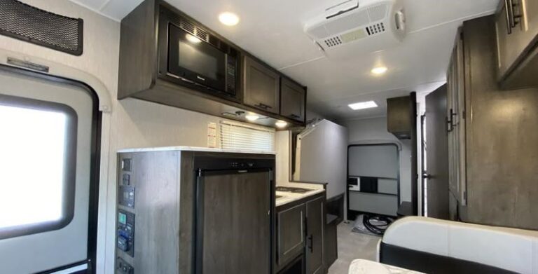 5 Best Class C Toy Hauler RVs – RVBlogger