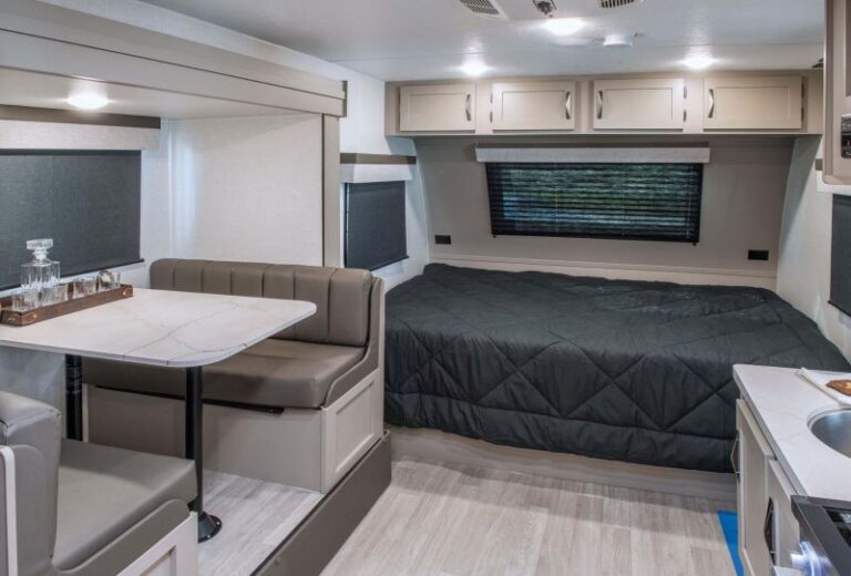10 Best Travel Trailers Under 4,000 Lbs – RVBlogger