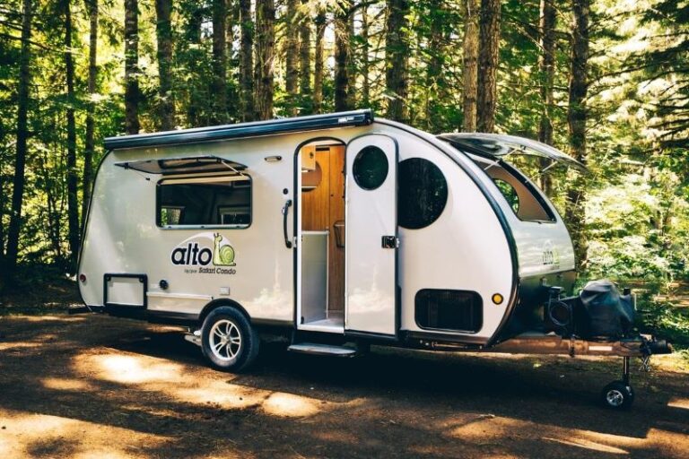 12 Best Travel Trailers For Couples – RVBlogger