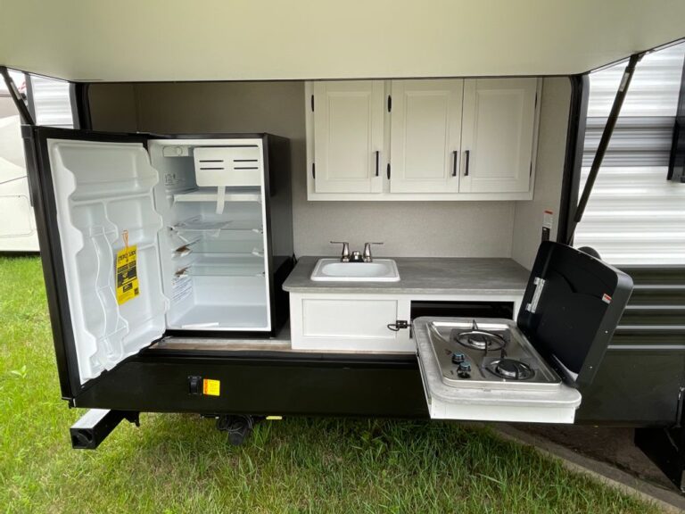 10 Best Used Travel Trailers With Outdoor Kitchens – RVBlogger