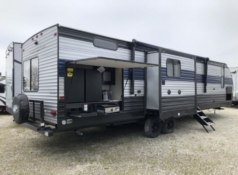 10 Best Travel Trailers with 2 Bedrooms – RVBlogger