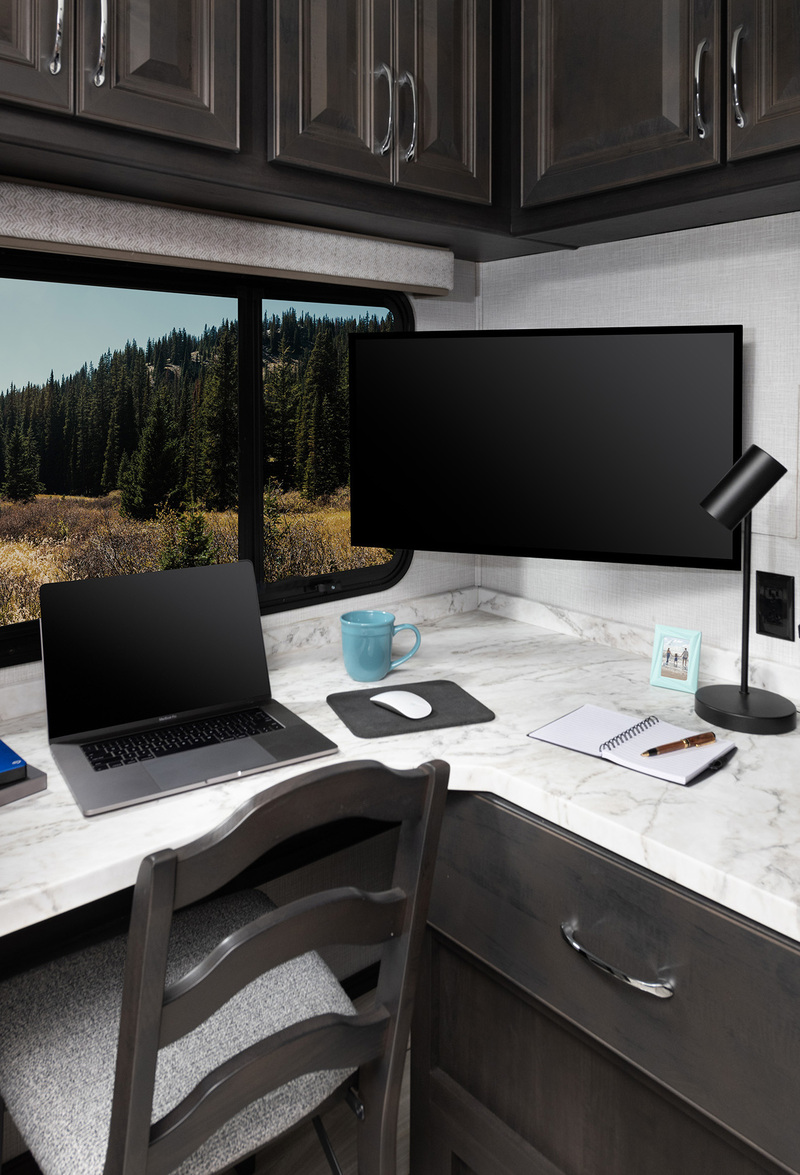 10 Best RVs with Office Space to Work Remotely