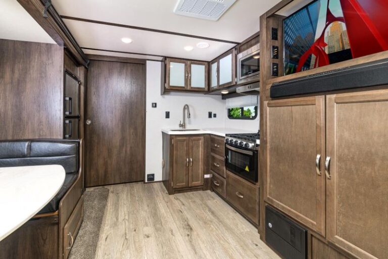 10 Best Travel Trailers with Outdoor Kitchens – RVBlogger