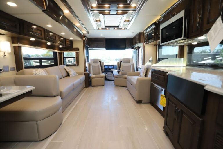 8 Best Class A RVs With Bunk Beds – RVBlogger