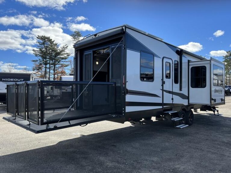 10 Best Class B Floor Plans with Bathrooms – RVBlogger