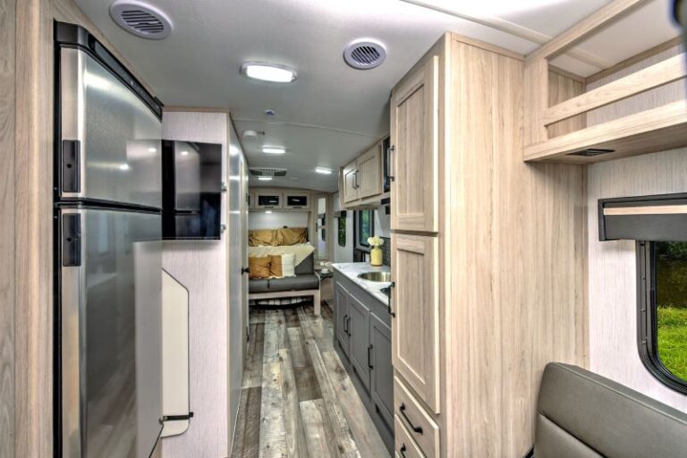 10 Best Travel Trailers with Murphy Beds – RVBlogger