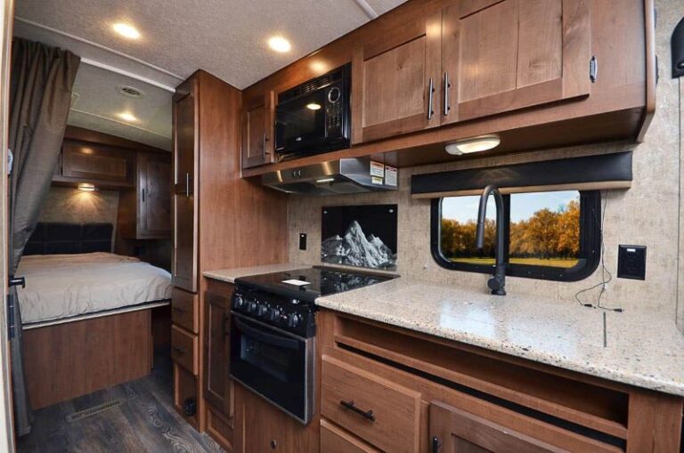 10 Best Camper Trailers Without Slide Outs – RVBlogger