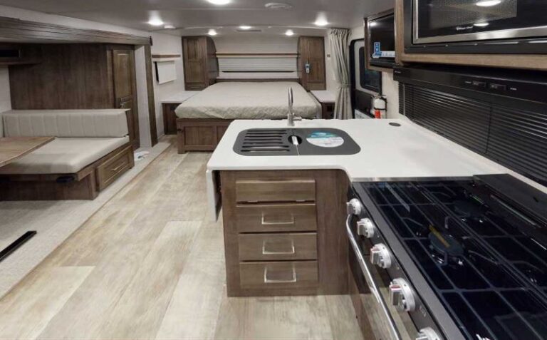 10 Best Travel Trailers with Murphy Beds – RVBlogger