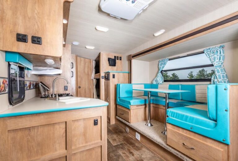 10 Best Travel Trailers with Murphy Beds – RVBlogger