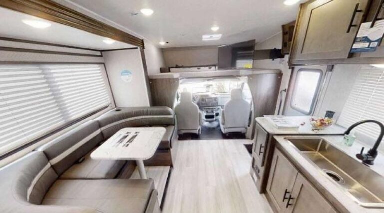10 Best Class C RVs With Murphy Beds – RVBlogger