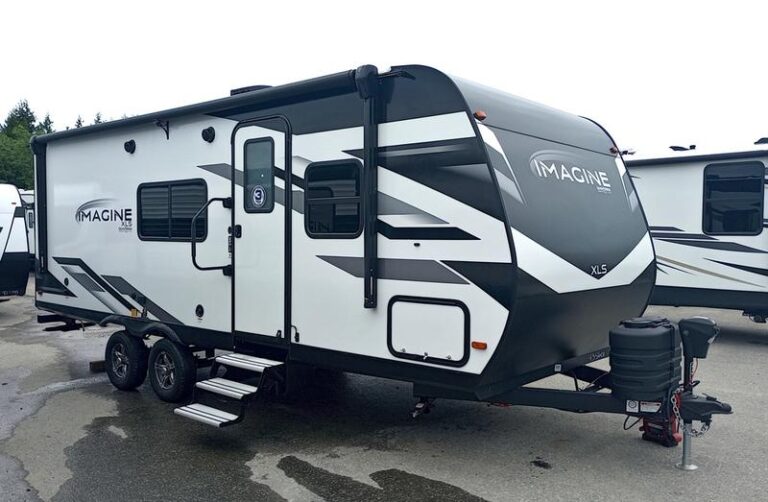 7 Best Travel Trailers Under 7000 LBS – RVBlogger
