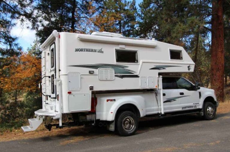 10 Best RVs for Cold Weather Camping – RVBlogger