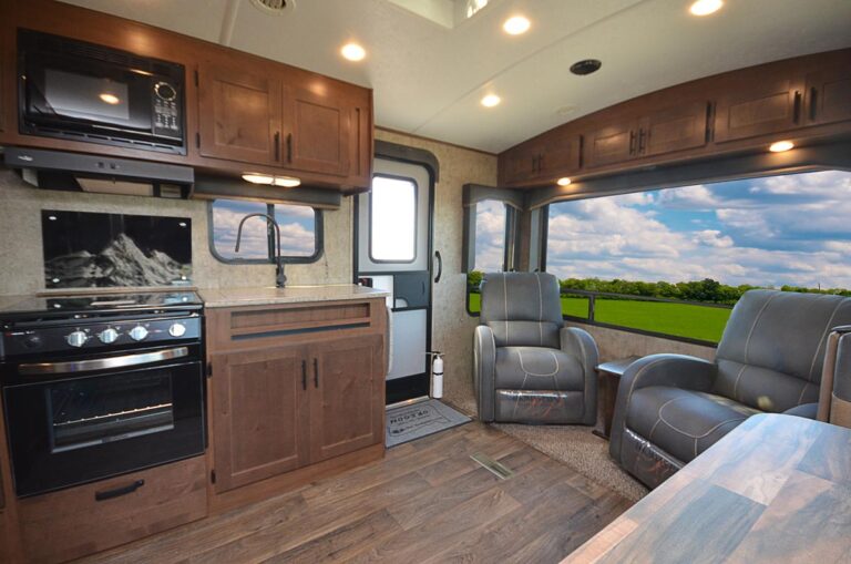 7 Best Travel Trailers Under 7000 LBS – RVBlogger